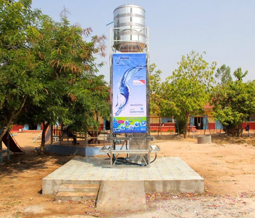 Innovative Aqua Towers Provide Fresh Water to the World's Most Remote ...